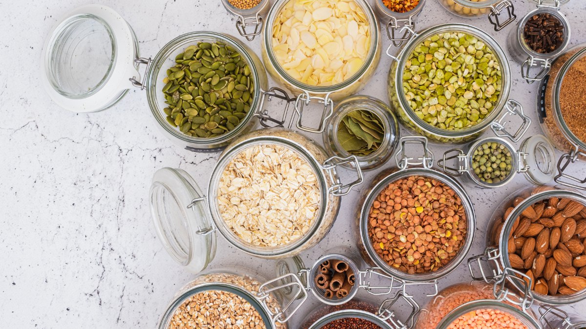 Survival Food Supplies 101: How to Pick the Best Food for a Bug out Bag